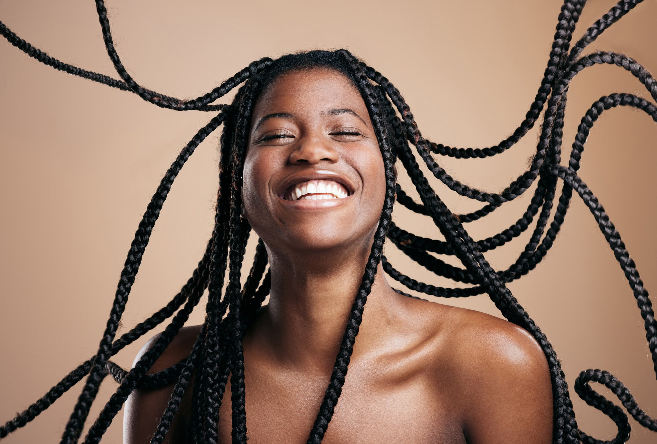 Inside Braiding Salons: A Look at Expert Techniques and Trends – AB Glitz